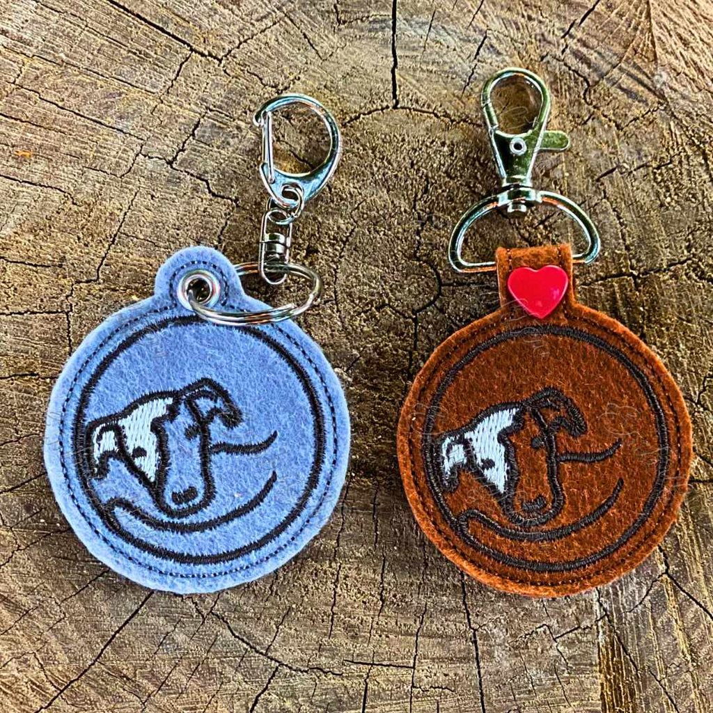 Curled up animals ITH keychain embroidery design set – Embrighter