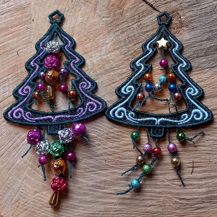 FSL Christmas tree with beads embroidery design – Embrighter