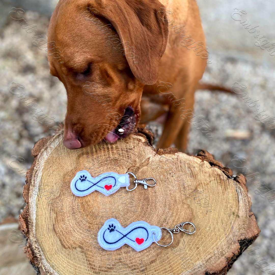 Dog paw and heart infinity keychain embroidery design – Embrighter