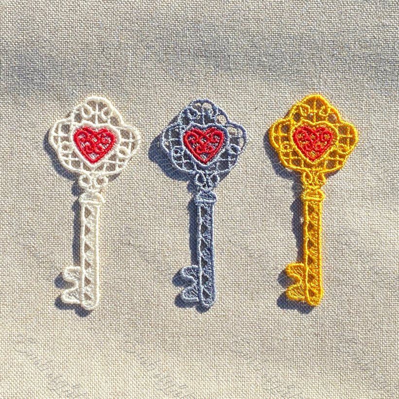 FSL padlock key machine embroidery design – Embrighter